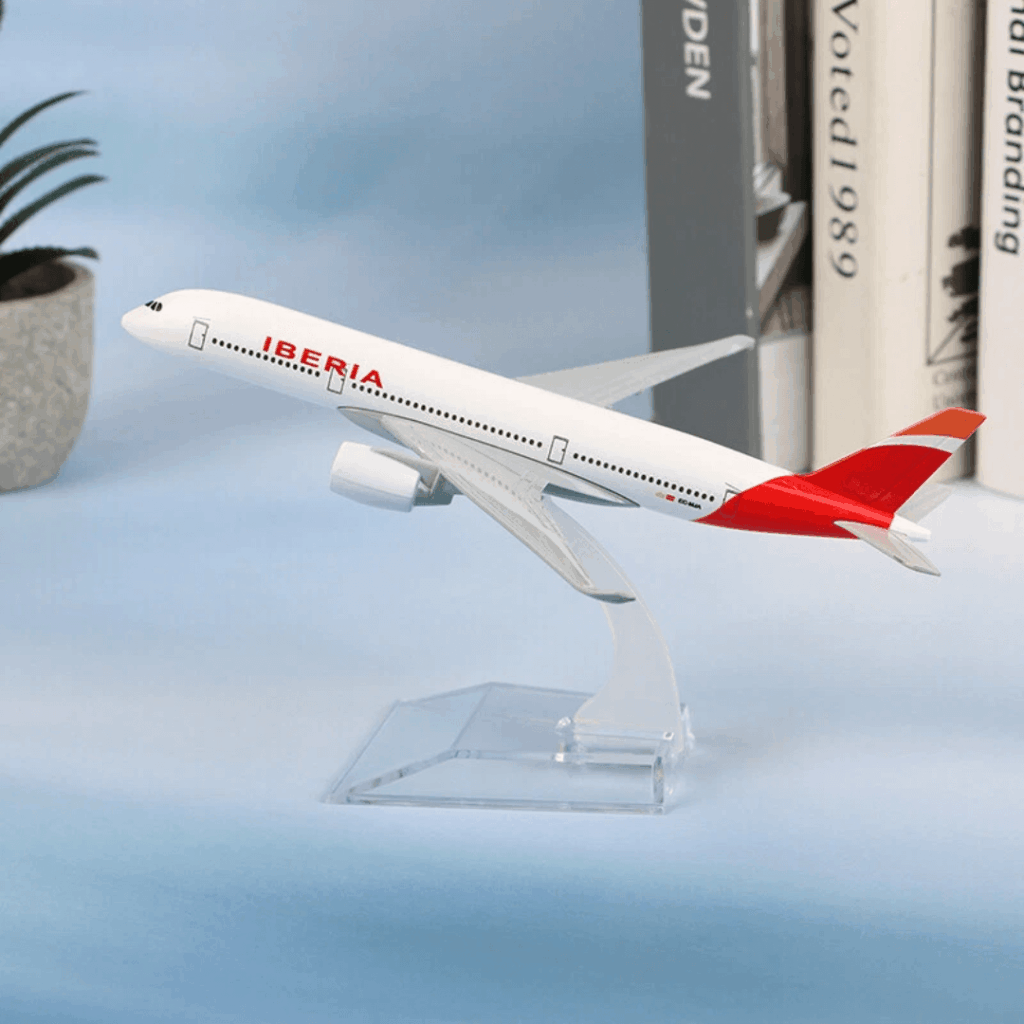Model aviona M - Ekspedicija