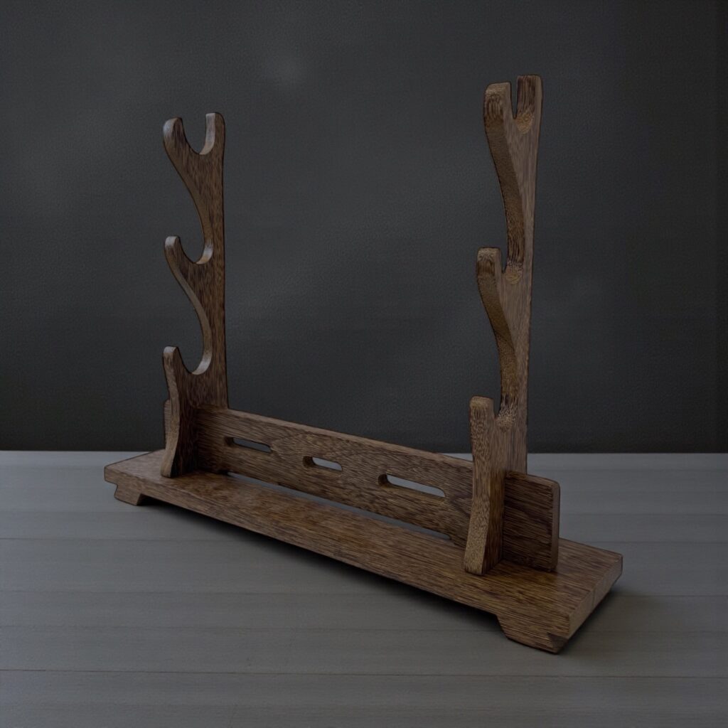 Drveni stalak za katane - tamni - Ekspedicija